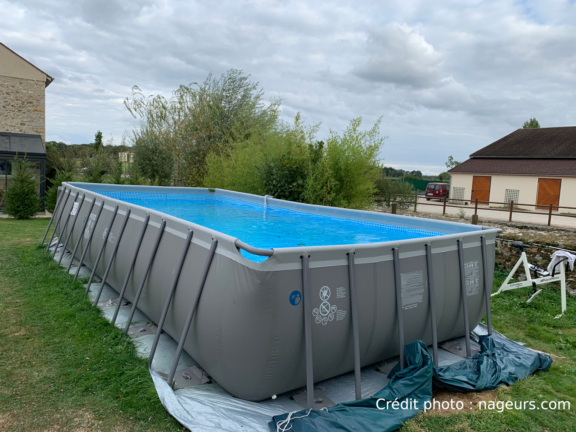 Piscine tubulaire, le bon choix pour cet été – Radio Piscine